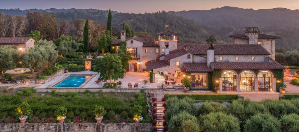 Steve Martin's Beverly Hills Villa Sells After Just 3 Weeks On Market ...